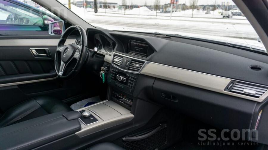 Pelēks Mercedes-Benz E 350 2013 Rīga, ar dzinēja tilpumu 3.00 L un nobraukumu 302 tūkst. km par 9192 €, foto 10 vietnē AUTOMOTO.COM.LV
