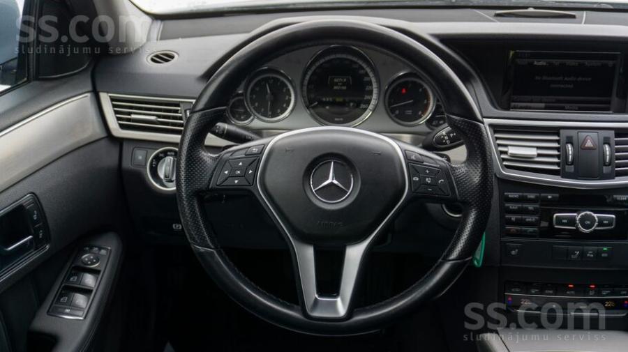 Pelēks Mercedes-Benz E 350 2013 Rīga, ar dzinēja tilpumu 3.00 L un nobraukumu 302 tūkst. km par 9192 €, foto 13 vietnē AUTOMOTO.COM.LV