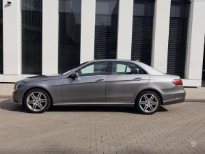 Grey Mercedes-Benz E 350 2013 in Vilnius, with an engine capacity of 2.99 L and mileage of 267 thousand km for 11900 €, photo 6 on AUTOMOTO.COM.LV