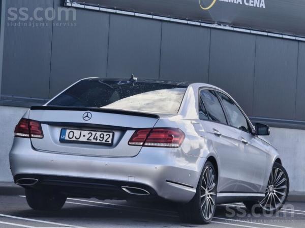 Мерседес E 350 2013 в Рига на AUTOMOTO.COM.LV Серый Мерседес E 350 2013 в Рига, объемом двигателя 3.00 л и пробегом 0 тыс. км за 11700 €, фото 4 на AUTOMOTO.COM.LV