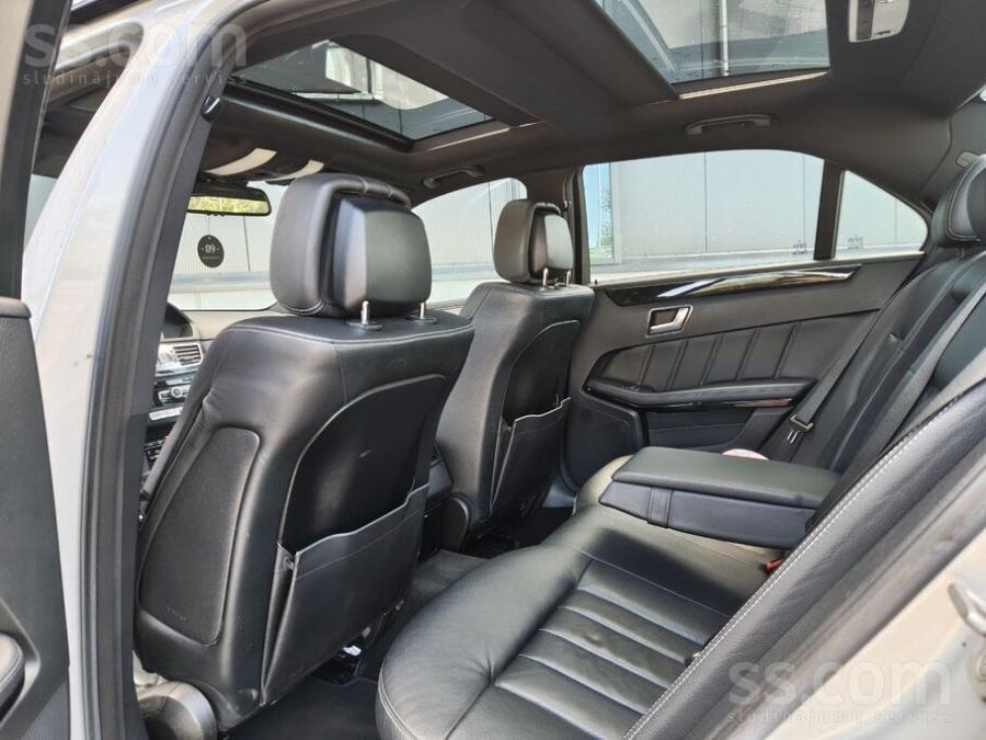 Pelēks Mercedes-Benz E 350 2013 Rīga, ar dzinēja tilpumu 3.00 L un nobraukumu 0 tūkst. km par 11700 €, foto 13 vietnē AUTOMOTO.COM.LV
