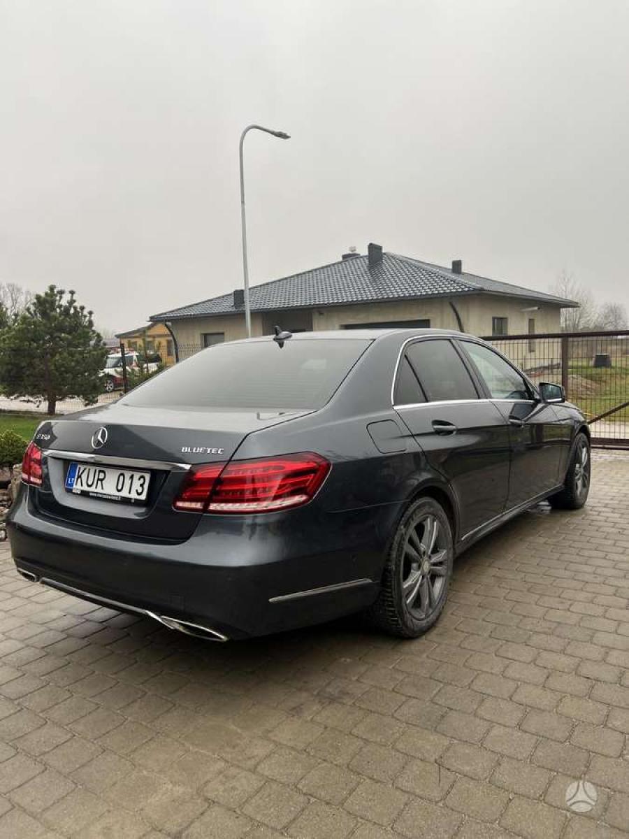 Pelēks Mercedes-Benz E 350 2014 Kauņa, ar dzinēja tilpumu 2.99 L un nobraukumu 313 tūkst. km par 13000 €, foto 5 vietnē AUTOMOTO.COM.LV