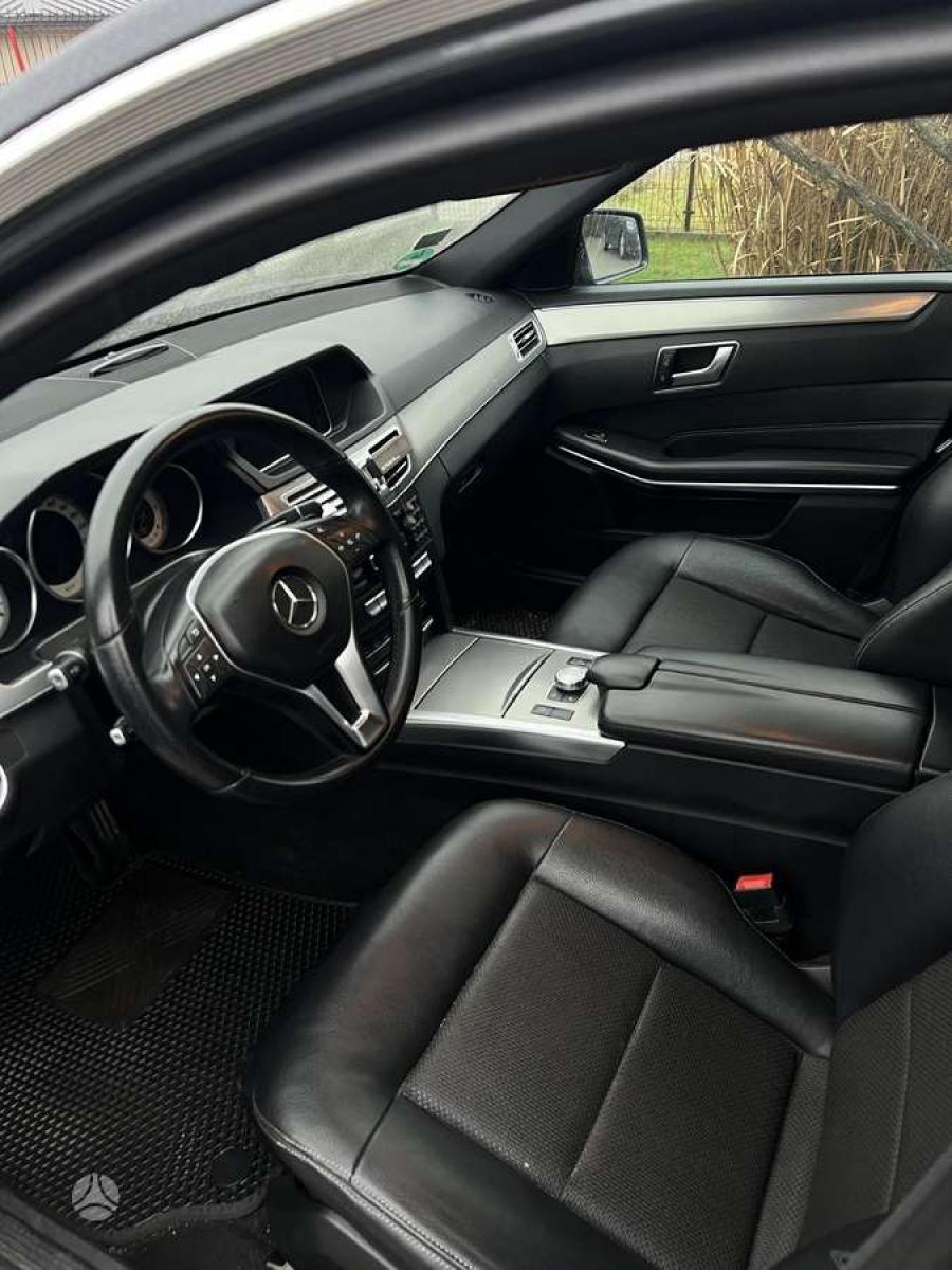 Pelēks Mercedes-Benz E 350 2014 Kauņa, ar dzinēja tilpumu 2.99 L un nobraukumu 313 tūkst. km par 13000 €, foto 8 vietnē AUTOMOTO.COM.LV