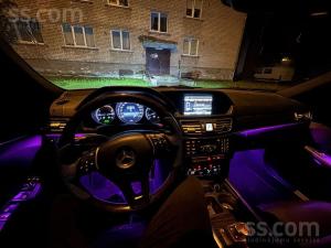Grey Mercedes-Benz E 350 2014 in Daugavpils, with an engine capacity of 3.00 L and mileage of 368 thousand km for 12500 €, photo 3 on AUTOMOTO.COM.LV