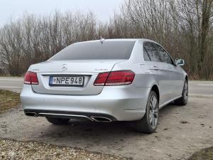 Pelēks Mercedes-Benz E 350 2015 Viļņa, ar dzinēja tilpumu 3.00 L un nobraukumu 239 tūkst. km par 11900 €, foto 14 vietnē AUTOMOTO.COM.LV