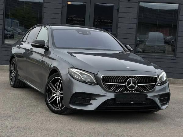 Grey Mercedes-Benz E 350 2016 in Jelgava, with an engine capacity of 3.00 L and mileage of 230 thousand km for 23950 €, photo 1 on AUTOMOTO.COM.LV
