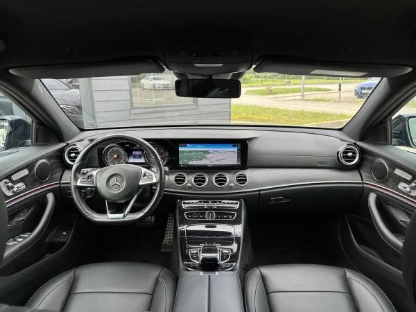 Grey Mercedes-Benz E 350 2016 in Jelgava, with an engine capacity of 3.00 L and mileage of 230 thousand km for 23950 €, photo 8 on AUTOMOTO.COM.LV
