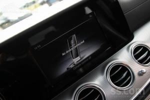 Pelēks Mercedes-Benz E 350 2016 Tukums, ar dzinēja tilpumu 3.00 L un nobraukumu 158 tūkst. km par 21990 €, foto 33 vietnē AUTOMOTO.COM.LV