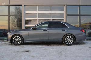Grey Mercedes-Benz E 350 2017 in Vilnius, with an engine capacity of 2.99 L and mileage of 196 thousand km for 23000 €, photo 6 on AUTOMOTO.COM.LV