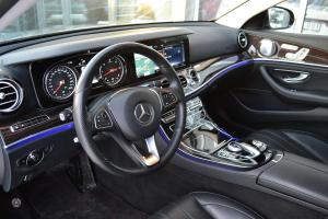 Grey Mercedes-Benz E 350 2017 in Vilnius, with an engine capacity of 2.99 L and mileage of 196 thousand km for 23000 €, photo 11 on AUTOMOTO.COM.LV