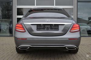 Grey Mercedes-Benz E 350 2017 in Vilnius, with an engine capacity of 2.99 L and mileage of 196 thousand km for 23000 €, photo 34 on AUTOMOTO.COM.LV