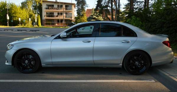 Pelēks Mercedes-Benz E 350 2017 Kauņa, ar dzinēja tilpumu 3.00 L un nobraukumu 200 tūkst. km par 18800 €, foto 5 vietnē AUTOMOTO.COM.LV