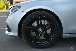 Pelēks Mercedes-Benz E 350 2017 Kauņa, ar dzinēja tilpumu 3.00 L un nobraukumu 200 tūkst. km par 18800 €, foto 14 vietnē AUTOMOTO.COM.LV