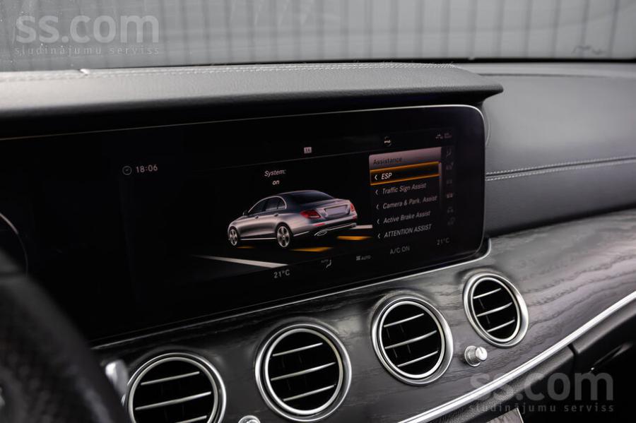 Grey Mercedes-Benz E 350 2018 in Riga, with an engine capacity of 2.00 L and mileage of 0 thousand km for 21800 €, photo 33 on AUTOMOTO.COM.LV
