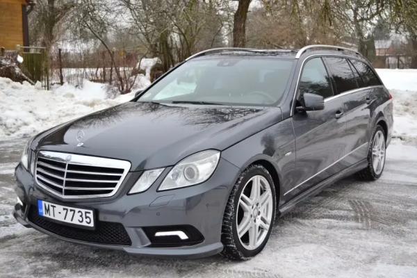 Pelēks Mercedes-Benz E 350 2009 Jēkabpils, ar dzinēja tilpumu 3.00 L un nobraukumu 291 tūkst. km par 9300 €, foto 3 vietnē AUTOMOTO.COM.LV