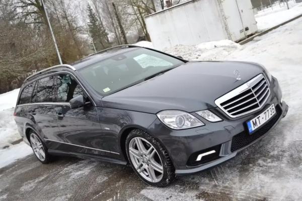 Pelēks Mercedes-Benz E 350 2009 Jēkabpils, ar dzinēja tilpumu 3.00 L un nobraukumu 291 tūkst. km par 9300 €, foto 5 vietnē AUTOMOTO.COM.LV