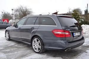 Grey Mercedes-Benz E 350 2009 in Jekabpils, with an engine capacity of 3.00 L and mileage of 291 thousand km for 9300 €, photo 8 on AUTOMOTO.COM.LV
