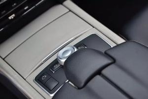 Grey Mercedes-Benz E 350 2009 in Jekabpils, with an engine capacity of 3.00 L and mileage of 291 thousand km for 9300 €, photo 14 on AUTOMOTO.COM.LV