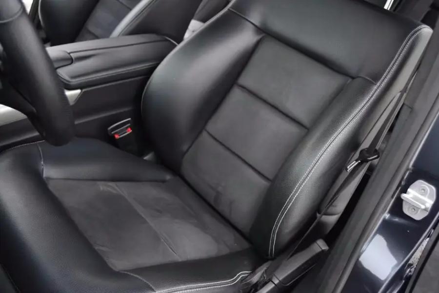 Grey Mercedes-Benz E 350 2009 in Jekabpils, with an engine capacity of 3.00 L and mileage of 291 thousand km for 9300 €, photo 16 on AUTOMOTO.COM.LV