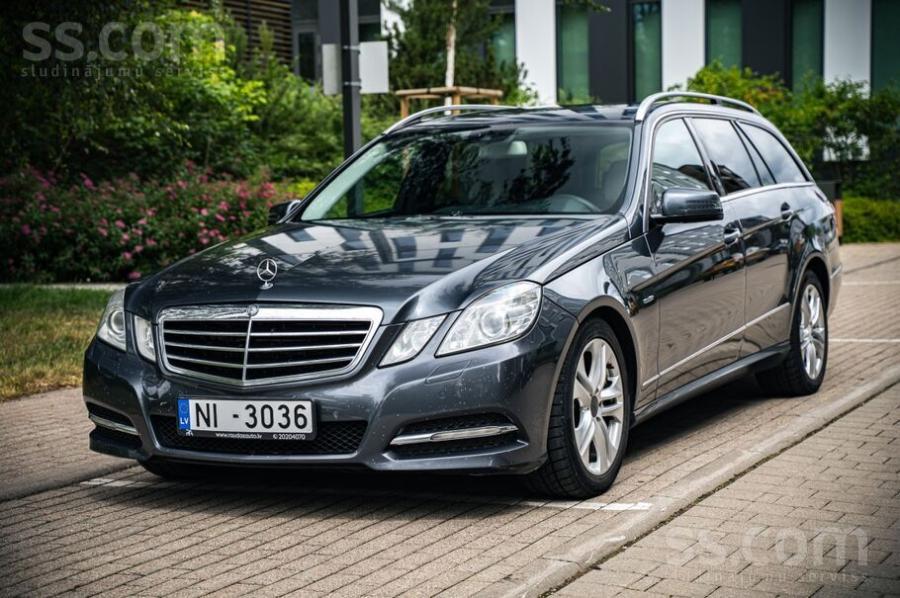 Pelēks Mercedes-Benz E 350 2010 Rīga, ar dzinēja tilpumu 3.00 L un nobraukumu 0 tūkst. km par 5990 €, foto 1 vietnē AUTOMOTO.COM.LV