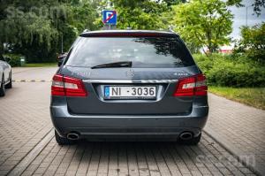 Pelēks Mercedes-Benz E 350 2010 Rīga, ar dzinēja tilpumu 3.00 L un nobraukumu 0 tūkst. km par 5990 €, foto 5 vietnē AUTOMOTO.COM.LV