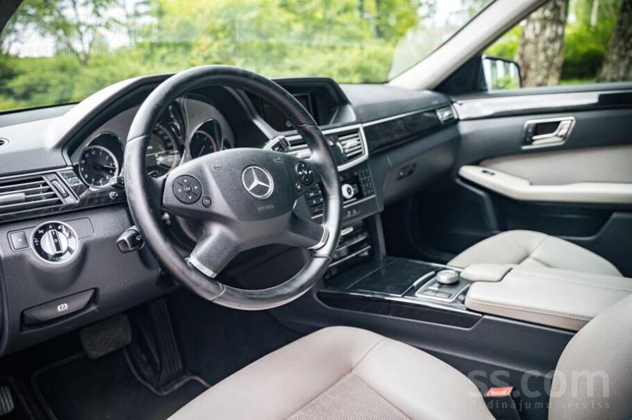 Pelēks Mercedes-Benz E 350 2010 Rīga, ar dzinēja tilpumu 3.00 L un nobraukumu 0 tūkst. km par 5990 €, foto 11 vietnē AUTOMOTO.COM.LV