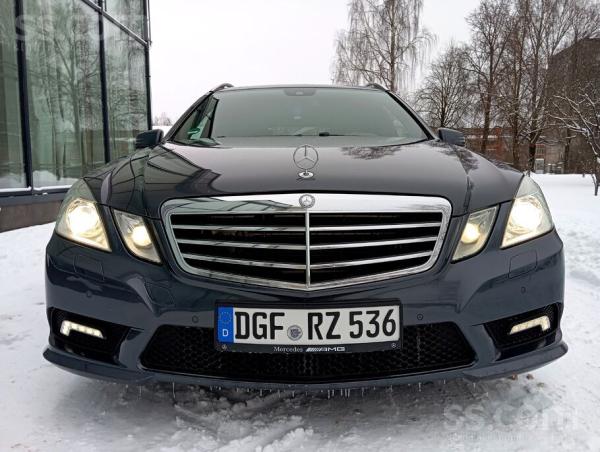 Pelēks Mercedes-Benz E 350 2010 Balvi, ar dzinēja tilpumu 3.00 L un nobraukumu 250 tūkst. km par 7775 €, foto 6 vietnē AUTOMOTO.COM.LV
