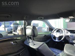 Pelēks Mercedes-Benz E 350 2010 Rīga, ar dzinēja tilpumu 3.00 L un nobraukumu 350 tūkst. km par 9150 €, foto 21 vietnē AUTOMOTO.COM.LV