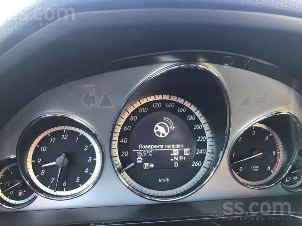 Grey Mercedes-Benz E 350 2010 in Riga, with an engine capacity of 3.00 L and mileage of 350 thousand km for 8799 €, photo 6 on AUTOMOTO.COM.LV