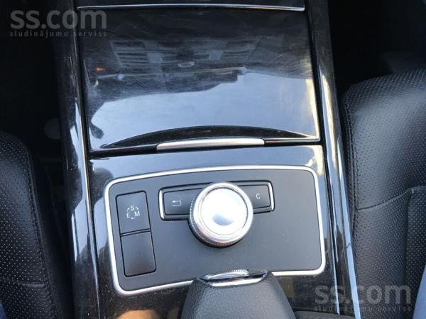 Grey Mercedes-Benz E 350 2010 in Riga, with an engine capacity of 3.00 L and mileage of 350 thousand km for 8799 €, photo 7 on AUTOMOTO.COM.LV