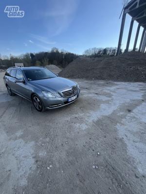 Pelēks Mercedes-Benz E 350 2010 Šakiai, ar dzinēja tilpumu 3.00 L un nobraukumu 285 tūkst. km par 6500 €, foto 6 vietnē AUTOMOTO.COM.LV