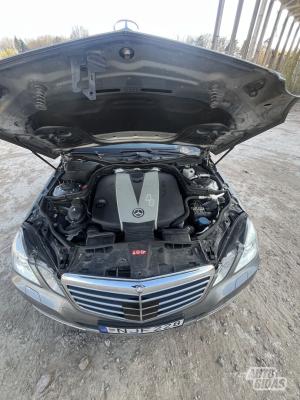 Pelēks Mercedes-Benz E 350 2010 Šakiai, ar dzinēja tilpumu 3.00 L un nobraukumu 285 tūkst. km par 6500 €, foto 13 vietnē AUTOMOTO.COM.LV