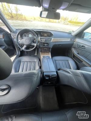 Pelēks Mercedes-Benz E 350 2010 Šakiai, ar dzinēja tilpumu 3.00 L un nobraukumu 285 tūkst. km par 6500 €, foto 14 vietnē AUTOMOTO.COM.LV