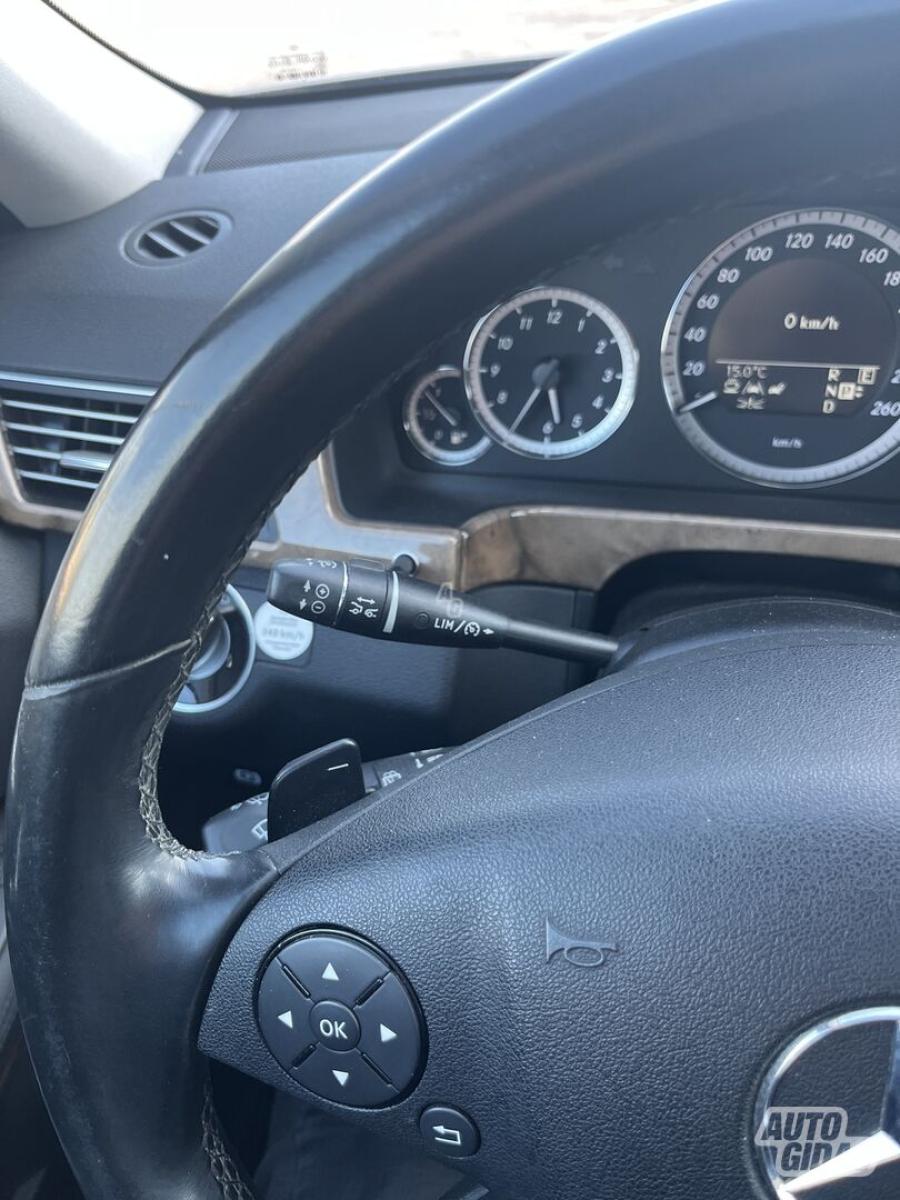 Pelēks Mercedes-Benz E 350 2010 Šakiai, ar dzinēja tilpumu 3.00 L un nobraukumu 285 tūkst. km par 6500 €, foto 16 vietnē AUTOMOTO.COM.LV