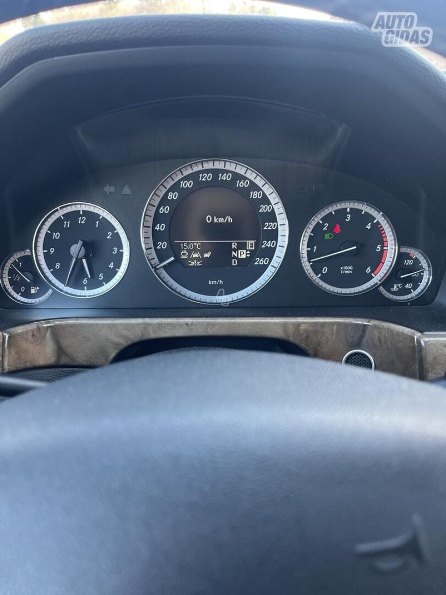 Pelēks Mercedes-Benz E 350 2010 Šakiai, ar dzinēja tilpumu 3.00 L un nobraukumu 285 tūkst. km par 6500 €, foto 17 vietnē AUTOMOTO.COM.LV