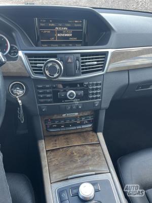 Pelēks Mercedes-Benz E 350 2010 Šakiai, ar dzinēja tilpumu 3.00 L un nobraukumu 285 tūkst. km par 6500 €, foto 18 vietnē AUTOMOTO.COM.LV
