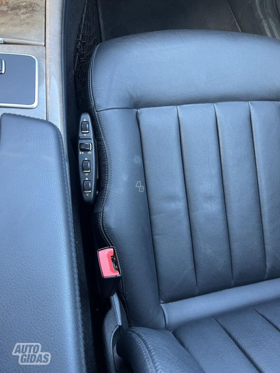 Pelēks Mercedes-Benz E 350 2010 Šakiai, ar dzinēja tilpumu 3.00 L un nobraukumu 285 tūkst. km par 6500 €, foto 25 vietnē AUTOMOTO.COM.LV