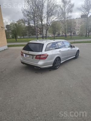 Grey Mercedes-Benz E 350 2010 in Aizkraukle, with an engine capacity of 3.00 L and mileage of 360 thousand km for 6700 €, photo 5 on AUTOMOTO.COM.LV