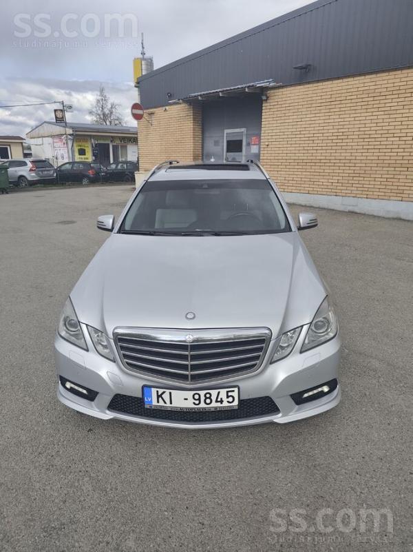 Grey Mercedes-Benz E 350 2010 in Aizkraukle, with an engine capacity of 3.00 L and mileage of 360 thousand km for 6700 €, photo 6 on AUTOMOTO.COM.LV