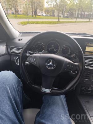 Grey Mercedes-Benz E 350 2010 in Aizkraukle, with an engine capacity of 3.00 L and mileage of 360 thousand km for 6700 €, photo 8 on AUTOMOTO.COM.LV