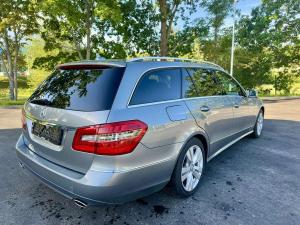 Pelēks Mercedes-Benz E 350 2010 Šauļi, ar dzinēja tilpumu 2.99 L un nobraukumu 268 tūkst. km par 6650 €, foto 13 vietnē AUTOMOTO.COM.LV