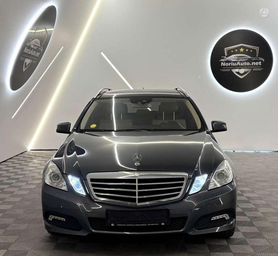 Grey Mercedes-Benz E 350 2010 in Marijampole, with an engine capacity of 2.99 L and mileage of 267 thousand km for 8999 €, photo 6 on AUTOMOTO.COM.LV