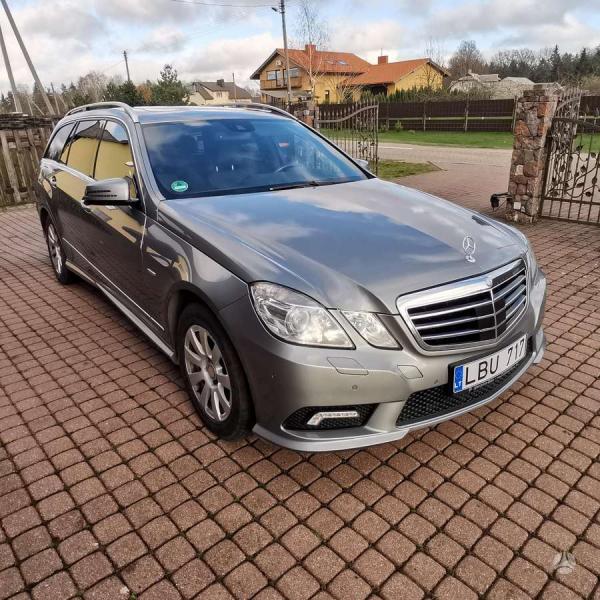 Pelēks Mercedes-Benz E 350 2010 Telšiai, ar dzinēja tilpumu 3.50 L un nobraukumu 250 tūkst. km par 7500 €, foto 5 vietnē AUTOMOTO.COM.LV