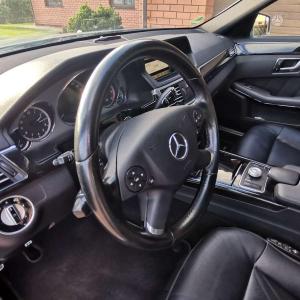 Grey Mercedes-Benz E 350 2010 in Telschi, with an engine capacity of 3.50 L and mileage of 250 thousand km for 7500 €, photo 20 on AUTOMOTO.COM.LV