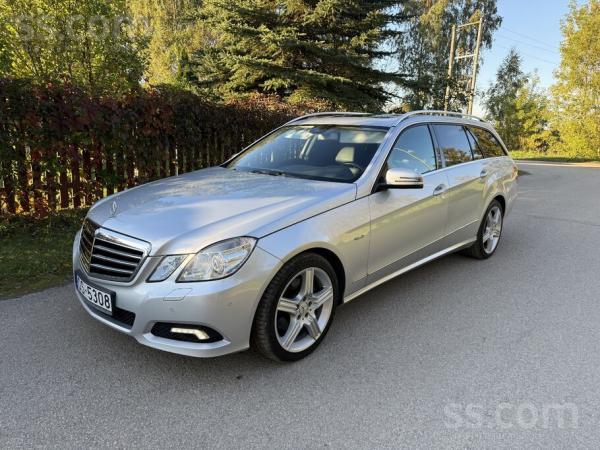 Серый Мерседес E 350 2010 в Рига, объемом двигателя 3.00 л и пробегом 290 тыс. км за 7150 €, фото 1 на AUTOMOTO.COM.LV