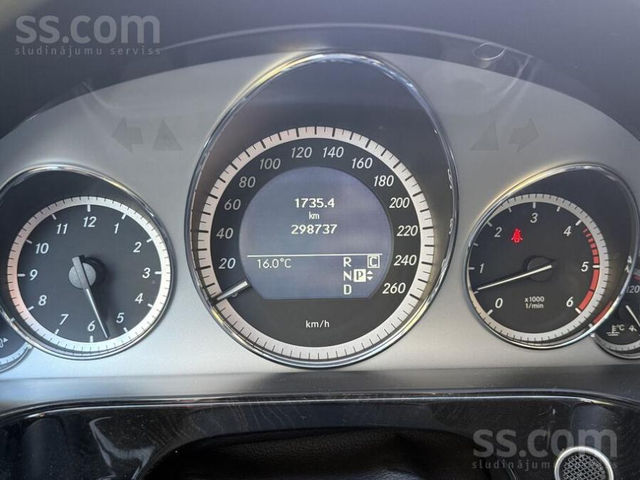 Pelēks Mercedes-Benz E 350 2010 Rīga, ar dzinēja tilpumu 3.00 L un nobraukumu 290 tūkst. km par 7150 €, foto 15 vietnē AUTOMOTO.COM.LV