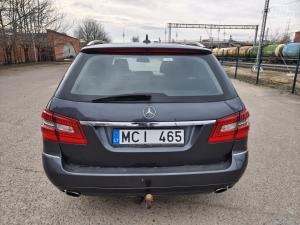 Pelēks Mercedes-Benz E 350 2011 Šauļi, ar dzinēja tilpumu 3.00 L un nobraukumu 297 tūkst. km par 6100 €, foto 6 vietnē AUTOMOTO.COM.LV