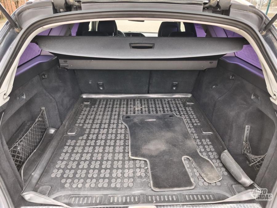 Pelēks Mercedes-Benz E 350 2011 Šauļi, ar dzinēja tilpumu 3.00 L un nobraukumu 297 tūkst. km par 6100 €, foto 17 vietnē AUTOMOTO.COM.LV