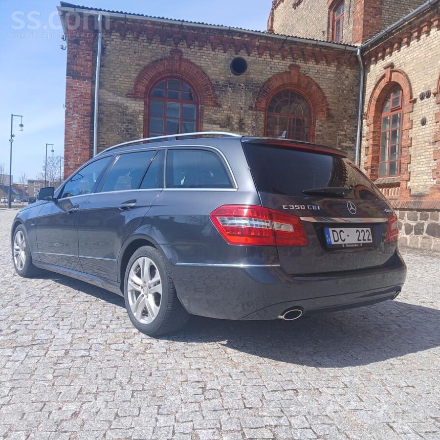 Pelēks Mercedes-Benz E 350 2011 Ventspils, ar dzinēja tilpumu 3.00 L un nobraukumu 267 tūkst. km par 9250 €, foto 4 vietnē AUTOMOTO.COM.LV