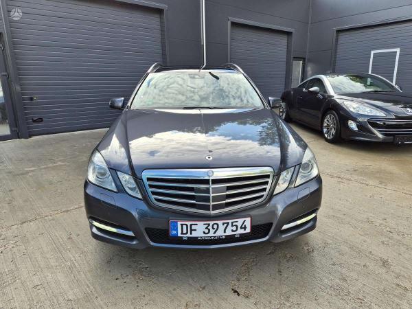 Grey Mercedes-Benz E 350 2011 in Utena, with an engine capacity of 2.99 L and mileage of 390 thousand km for 5490 €, photo 7 on AUTOMOTO.COM.LV